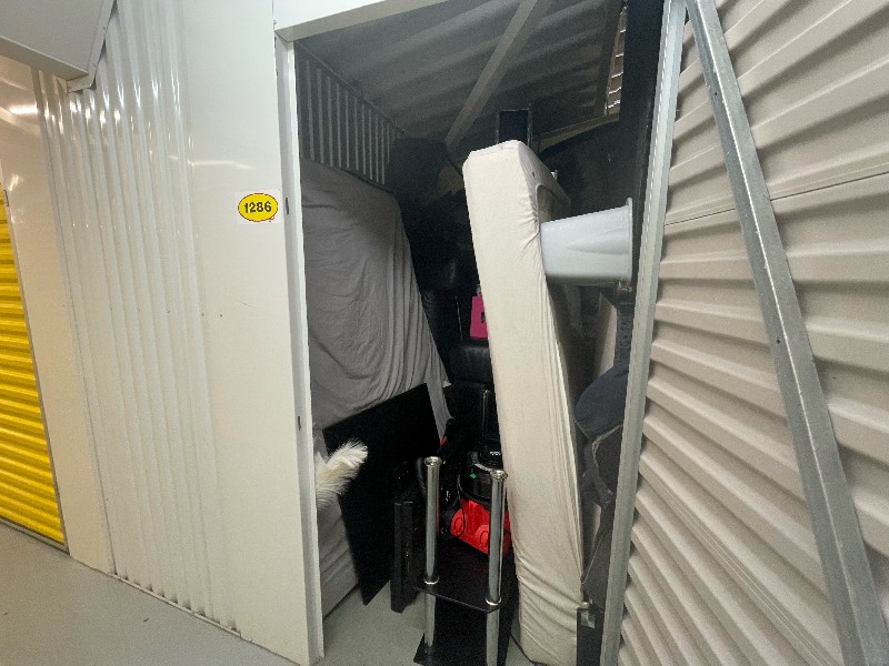 iBidOnStorage.co.uk - Kangaroo Self Storage Ltd. Auction - 16436437916514