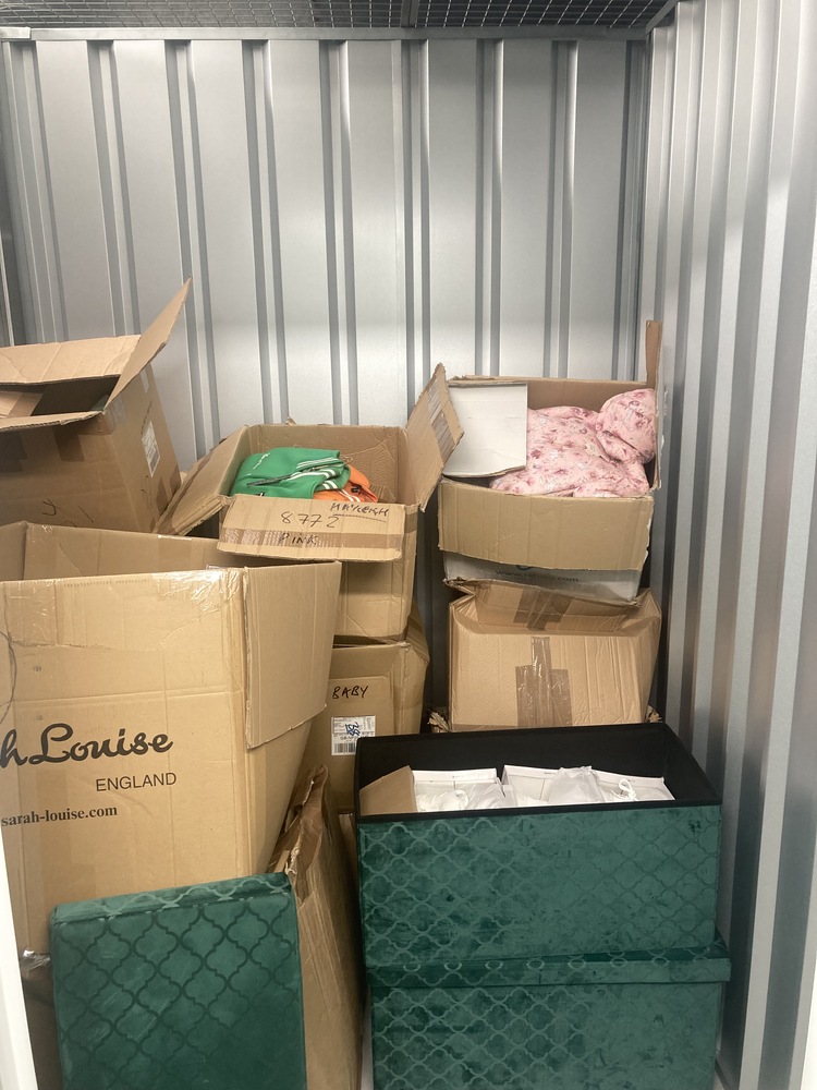 iBidOnStorage.co.uk - Fox Self Storage ltd Auction - 17424740793655