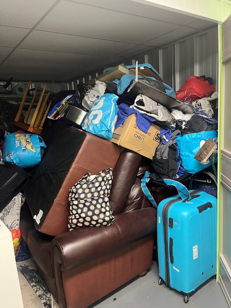 iBidOnStorage.co.uk - The Storage Team Widnes Auction - 17428250761572