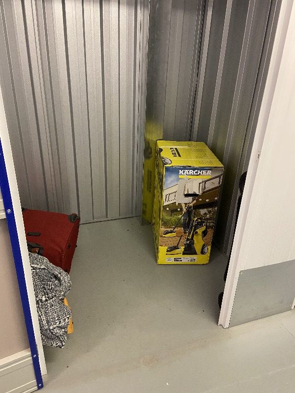 iBidOnStorage.co.uk - Access Self Storage Auction - 16451940506812