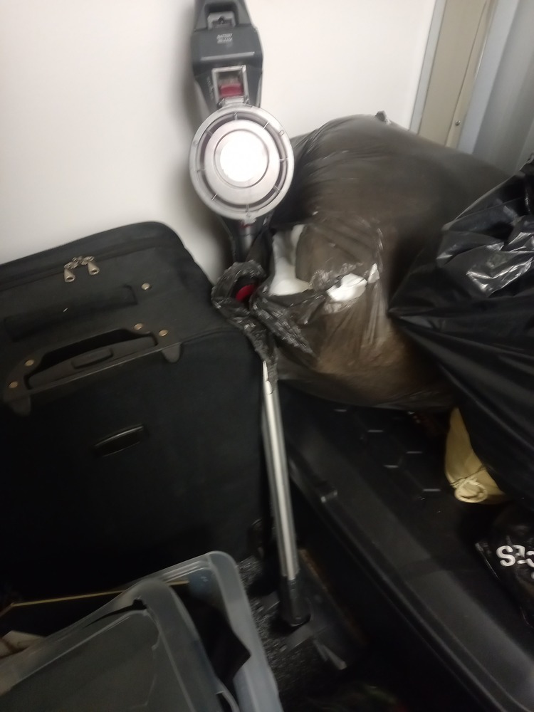 iBidOnStorage.co.uk - Storebox Self Storage Auction - 17533618401969