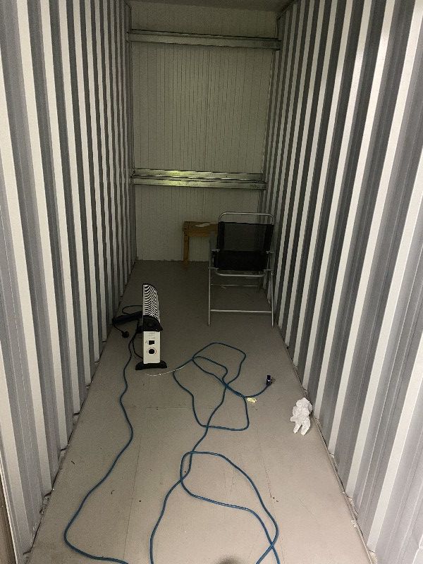 iBidOnStorage.co.uk - StorageMart Auction - 16509791976397