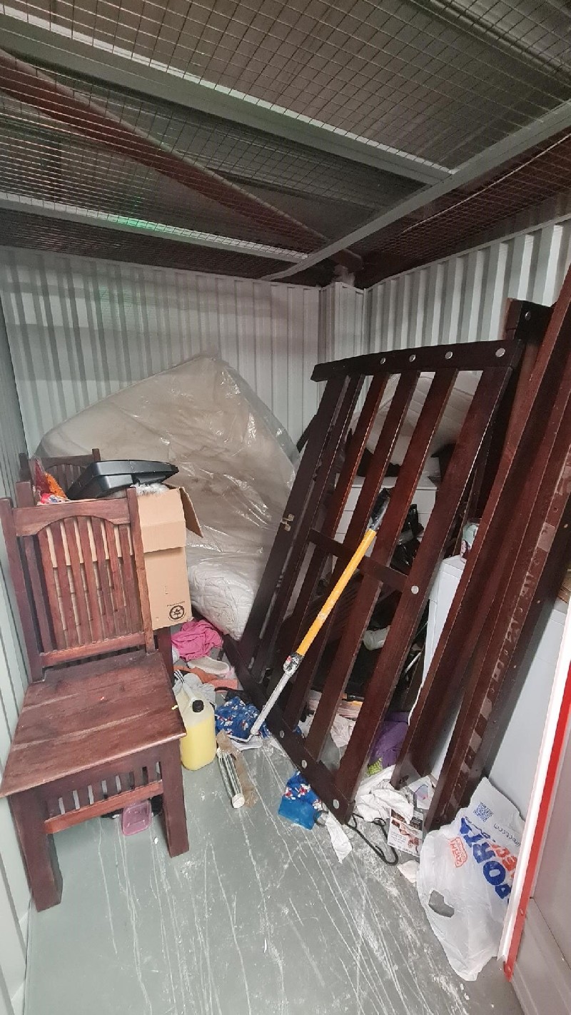 iBidOnStorage.co.uk - The Storage Team Auction - 16510652098163