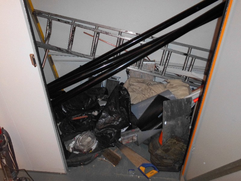 iBidOnStorage.co.uk - LoknStore Auction - 16576424153984