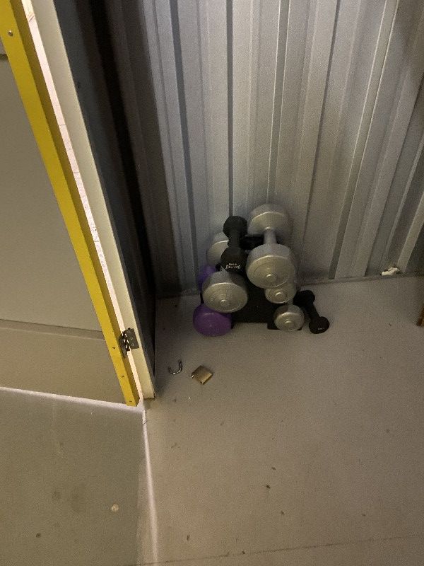 iBidOnStorage.co.uk - Access Self Storage Auction - 16587693144411