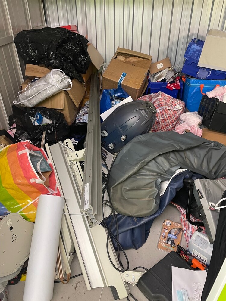 iBidOnStorage.co.uk - StorageMart Auction - 16637517073129