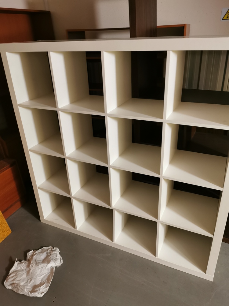 iBidOnStorage.co.uk - Henfield Storage Auction - 16644558743983