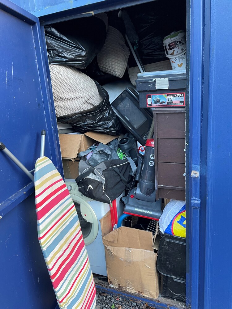 iBidOnStorage.co.uk - Standby Self Storage Auction - 16680109249147