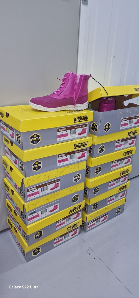 iBidOnStorage.co.uk - Storage King Auction - 16755217808132