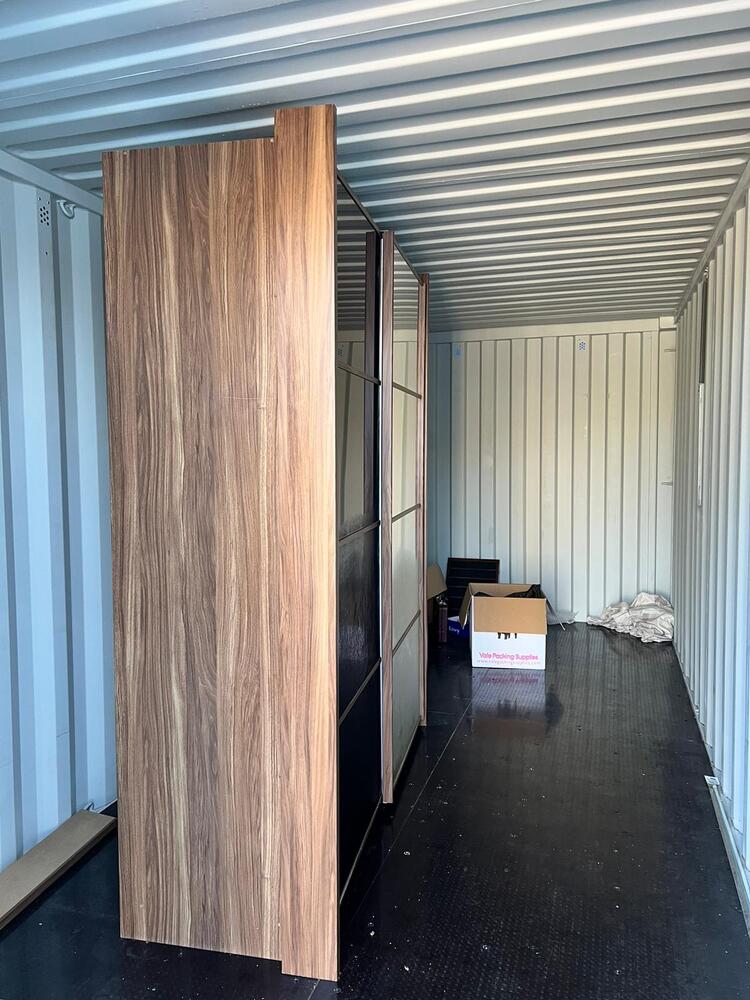 iBidOnStorage.co.uk - Now Storage Auction - 16759629021921