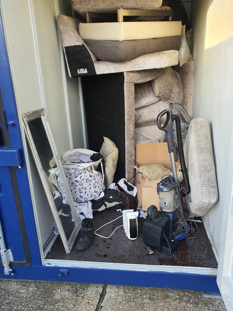 iBidOnStorage.co.uk - Standby Self Storage Auction - 16760394524723