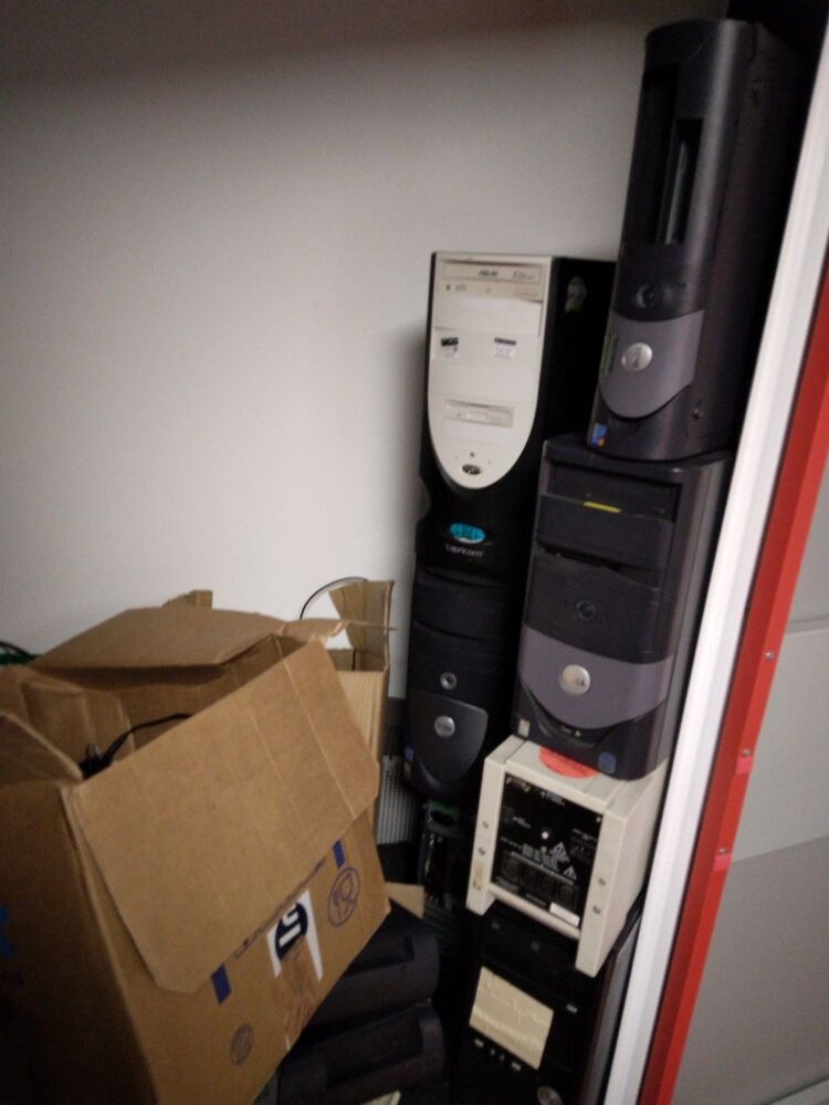 iBidOnStorage.co.uk - Self Storage TamesideLtd Auction - 16791548784923