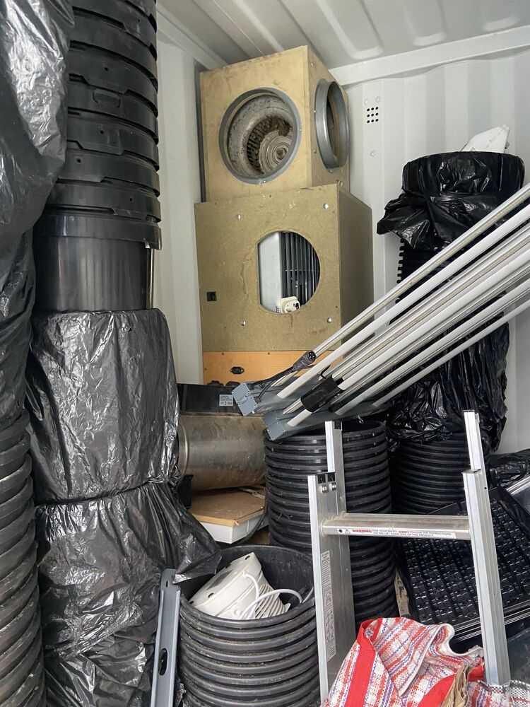 iBidOnStorage.co.uk - Storebox Self Storage Auction - 16800180202676