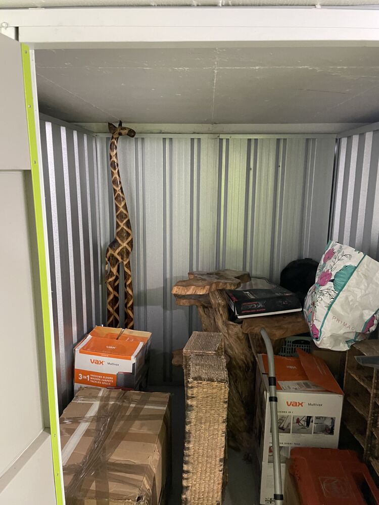 iBidOnStorage.co.uk - StorageMart Auction - 16839842415478