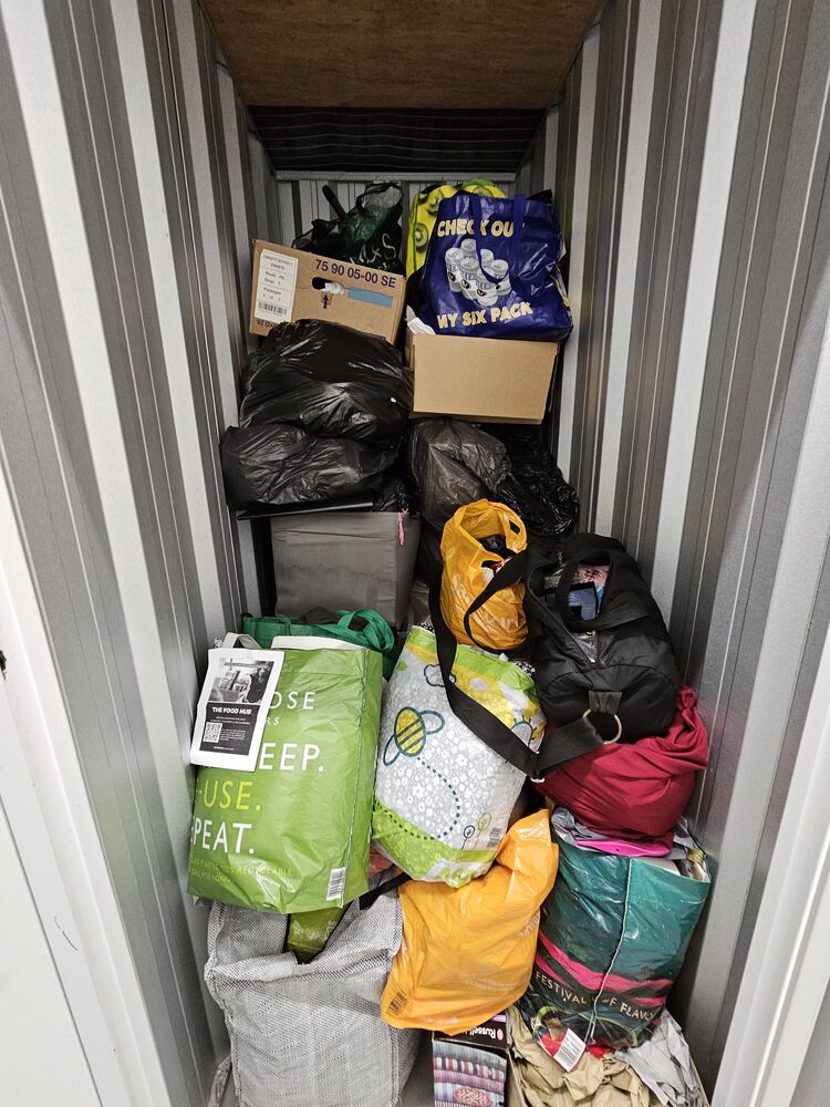 iBidOnStorage.co.uk - .A Space Station Limited Auction - 16856127847339