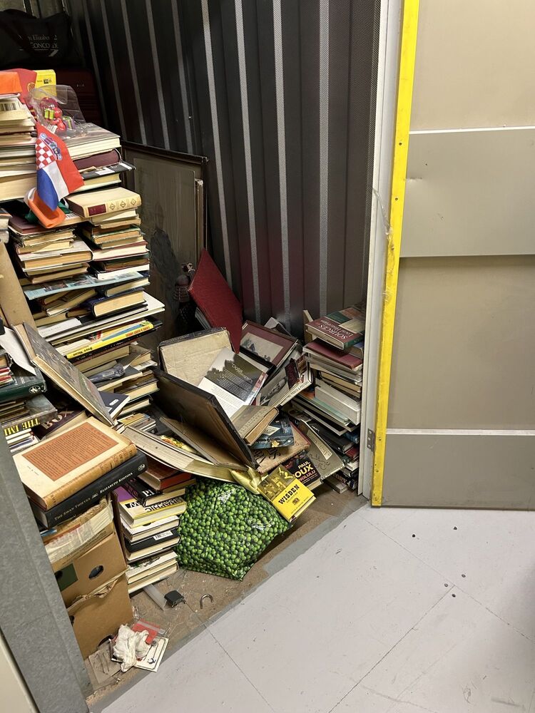 iBidOnStorage.co.uk - Access Self Storage Auction - 16887343455542