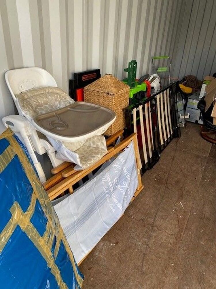 iBidOnStorage.co.uk - Loc-Box Self Storage Auction - 16898646306754