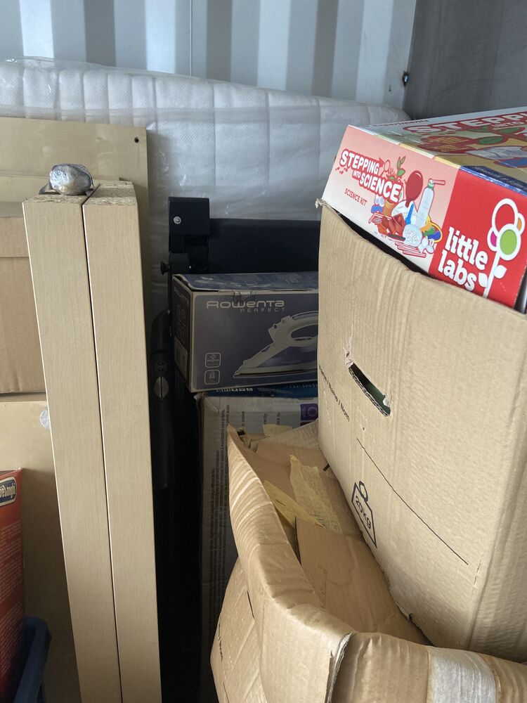 iBidOnStorage.co.uk - Storebox Self Storage Auction - 16902054114714