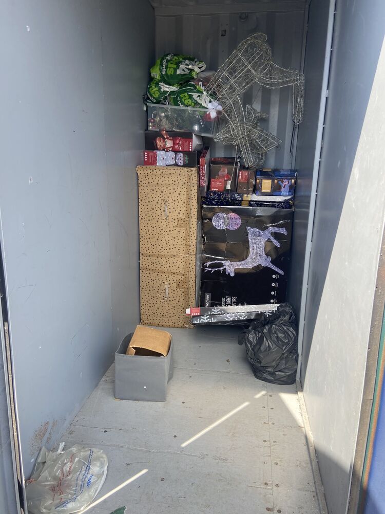 iBidOnStorage.co.uk - Storebox Self Storage Auction - 16902087262498