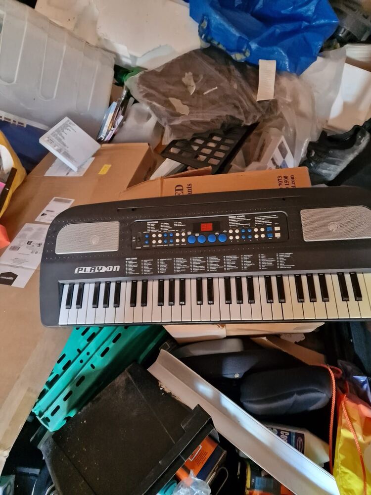 iBidOnStorage.co.uk - Kangaroo Self Storage Ltd. Auction - 16940967685478