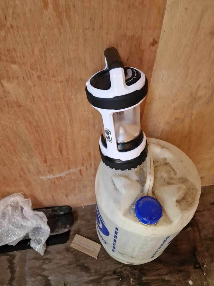 iBidOnStorage.co.uk - Kangaroo Self Storage Ltd. Auction - 16940967685478