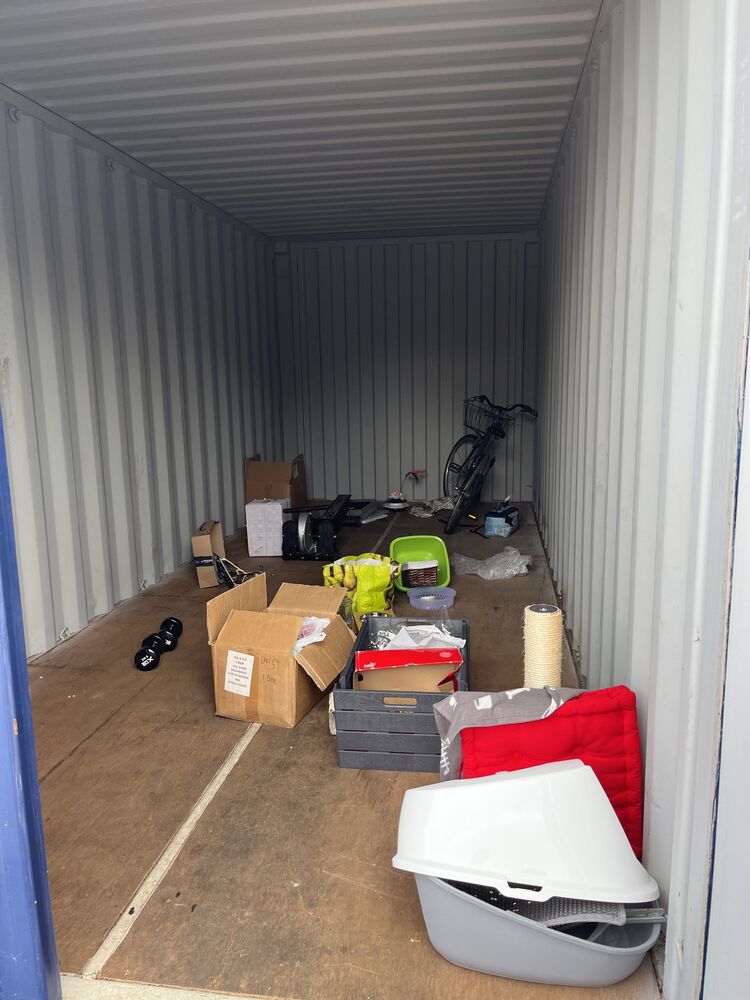 iBidOnStorage.co.uk - Storebox Self Storage Auction - 16950414539965