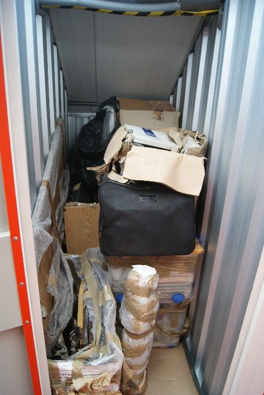 iBidOnStorage.co.uk - Self Storage TamesideLtd Auction - 16249616286139