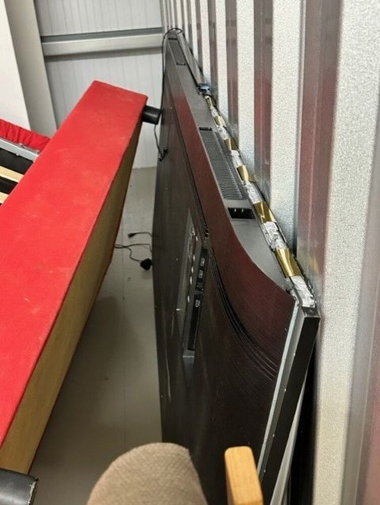 iBidOnStorage.co.uk - Tonsley GS Ltd Auction - 16954617163524