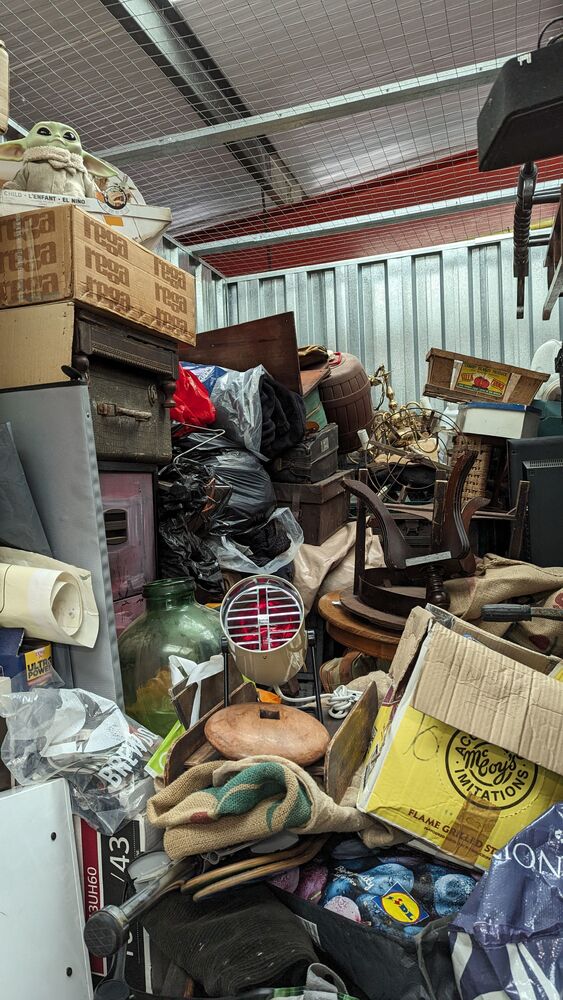 iBidOnStorage.co.uk - StorageMart Auction - 16981465697619