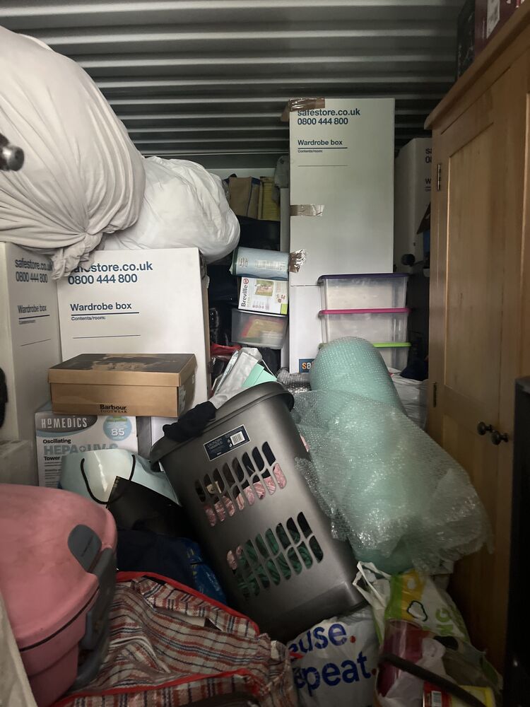 iBidOnStorage.co.uk - Storebox Self Storage Auction - 16992861652851