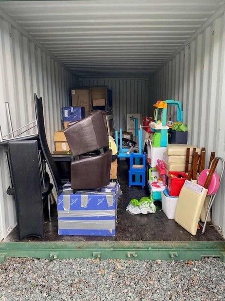 iBidOnStorage.co.uk - Loc-Box Self Storage Auction - 16993520711113