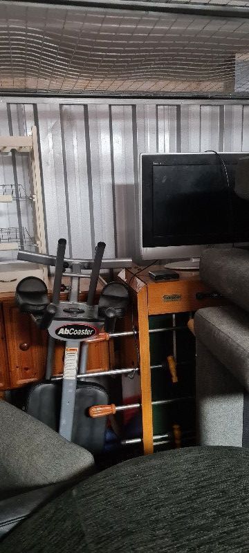 iBidOnStorage.co.uk - Self Storage TamesideLtd Auction - 16274632639355