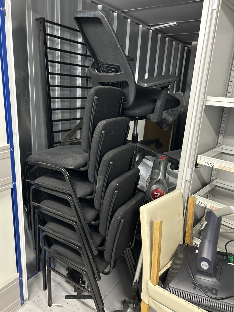 iBidOnStorage.co.uk - Access Self Storage Auction - 17062785656300