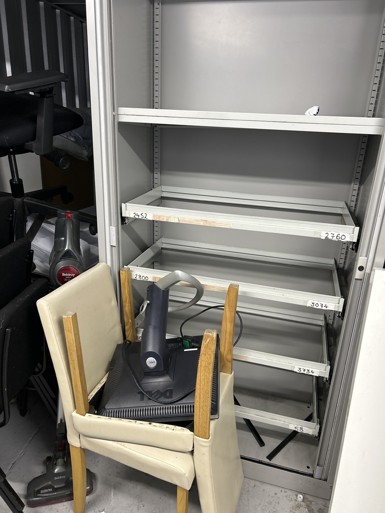 iBidOnStorage.co.uk - Access Self Storage Auction - 17062785656300