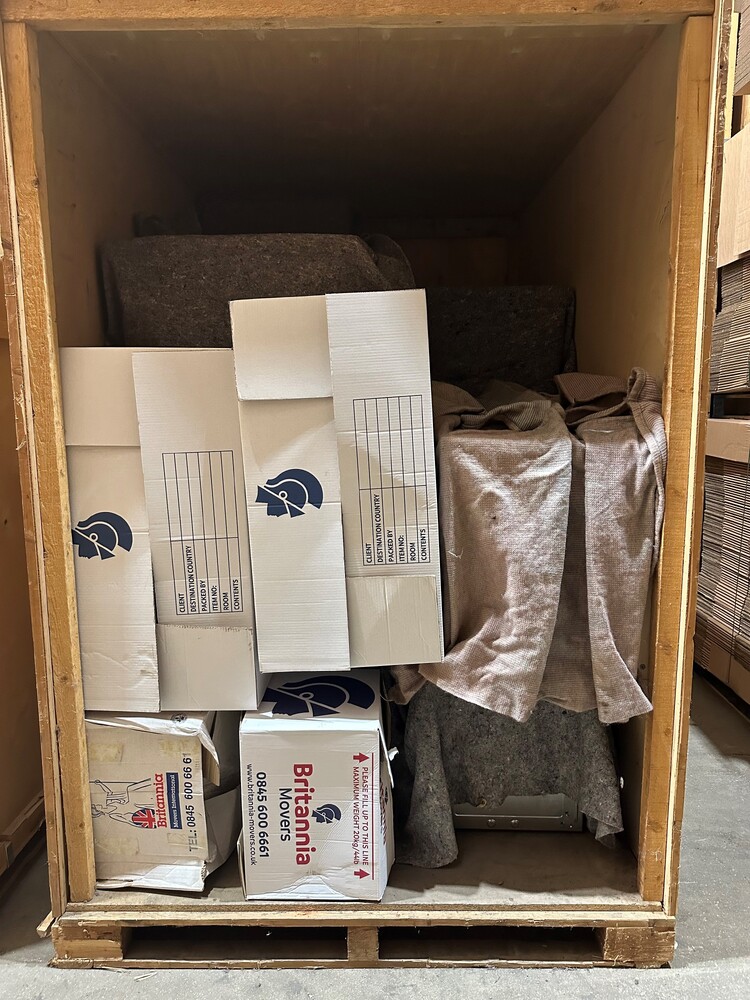 iBidOnStorage.co.uk - Britannia Reeves Auction - 17068702627293