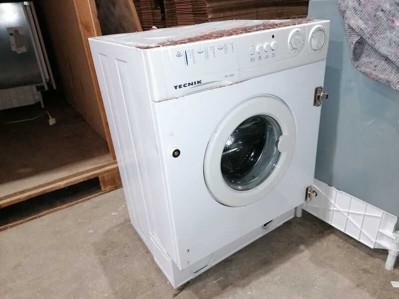 iBidOnStorage.co.uk - Britannia Reeves Auction - 17068702627293