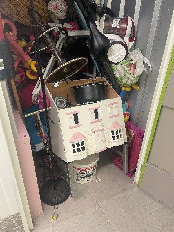 iBidOnStorage.co.uk - StorageMart Auction - 16300817262769