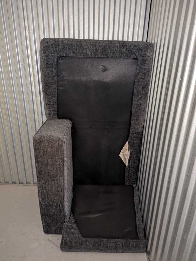 iBidOnStorage.co.uk - Kangaroo Self Storage Ltd. Auction - 17079973893399