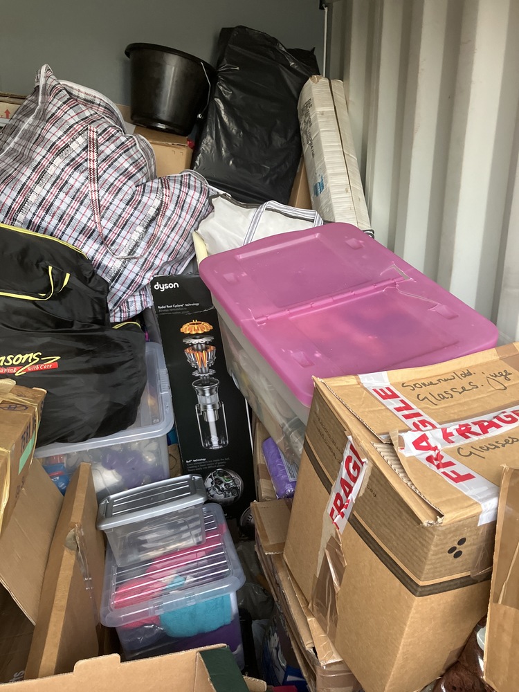 iBidOnStorage.co.uk - Storebox Self Storage Auction - 17104299259088