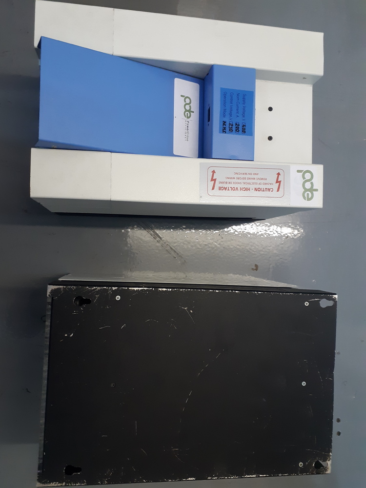 iBidOnStorage.co.uk - Vanguard Storage Services Auction - 17104355742747