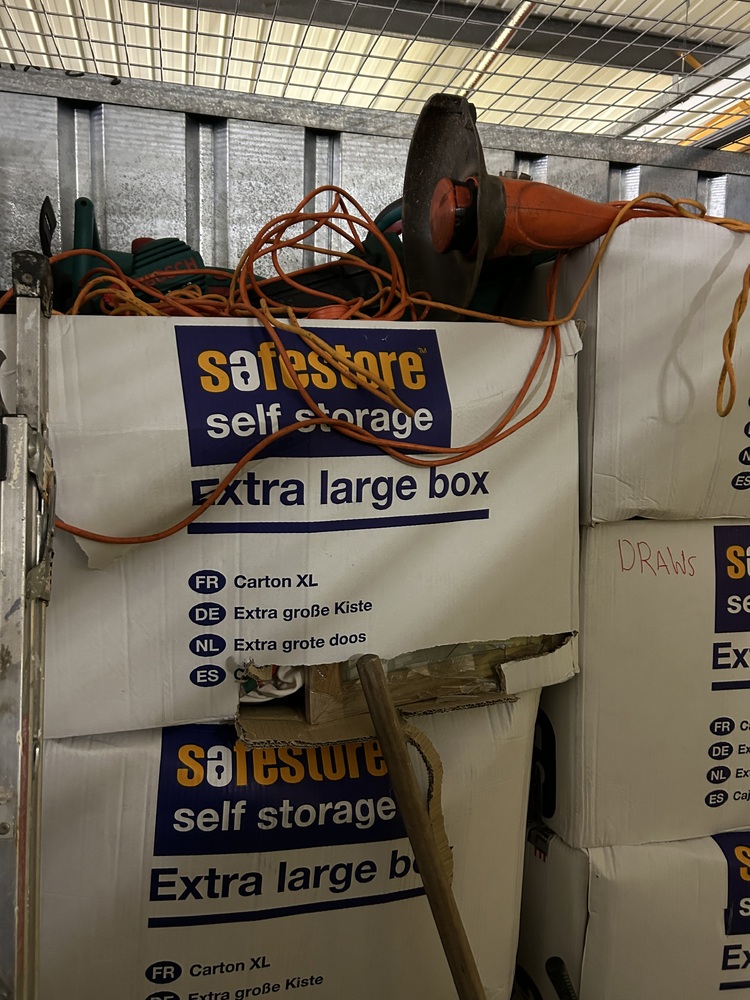 iBidOnStorage.co.uk - Access Self Storage Auction - 17109405767329
