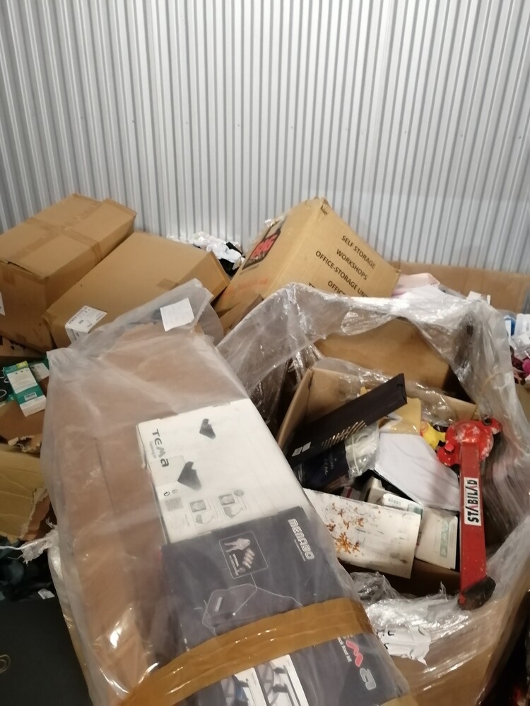 iBidOnStorage.co.uk - Centaur Properties Auction - 17110374092229