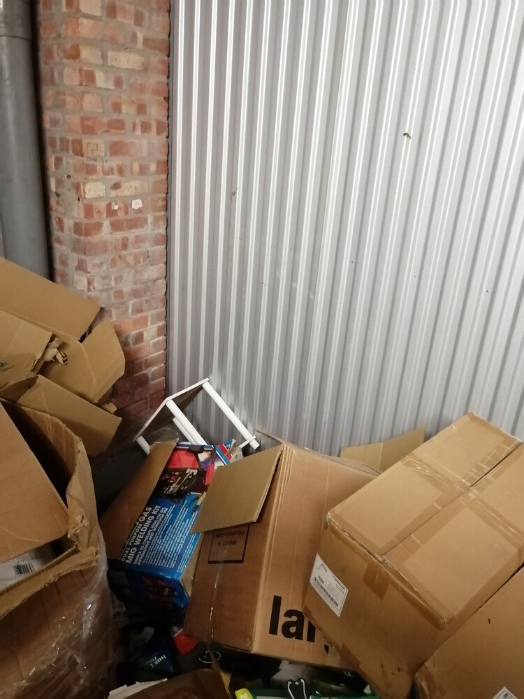 iBidOnStorage.co.uk - Centaur Properties Auction - 17110374092229