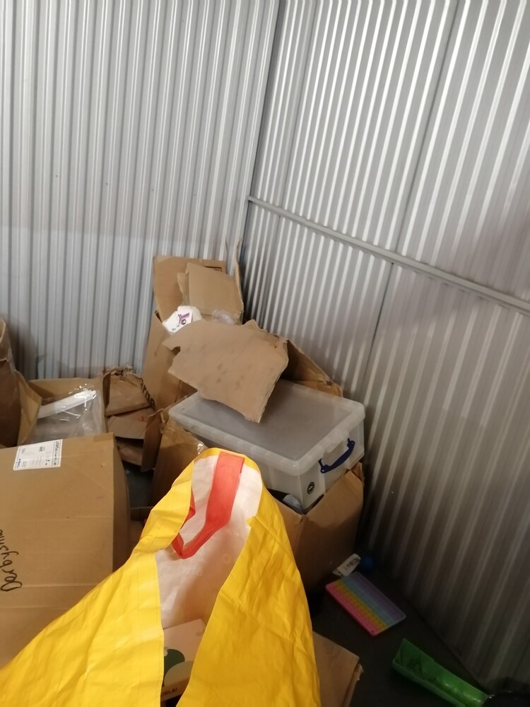 iBidOnStorage.co.uk - Centaur Properties Auction - 17110374092229
