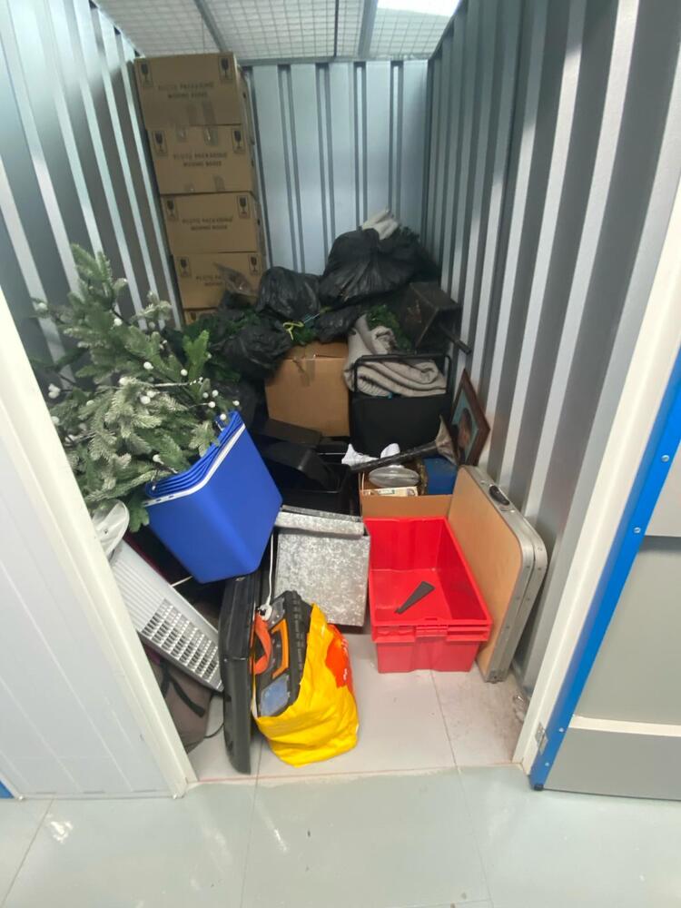 iBidOnStorage.co.uk - Storage King Auction - 17111283497402