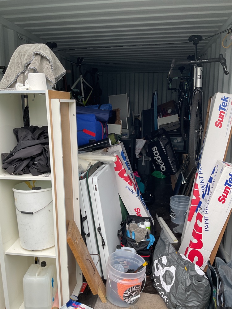 iBidOnStorage.co.uk - Pink self storage Ltd Auction - 17114412684504