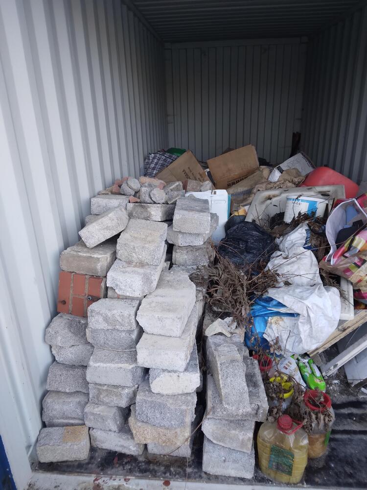 iBidOnStorage.co.uk - Now Storage Auction - 17133595361736