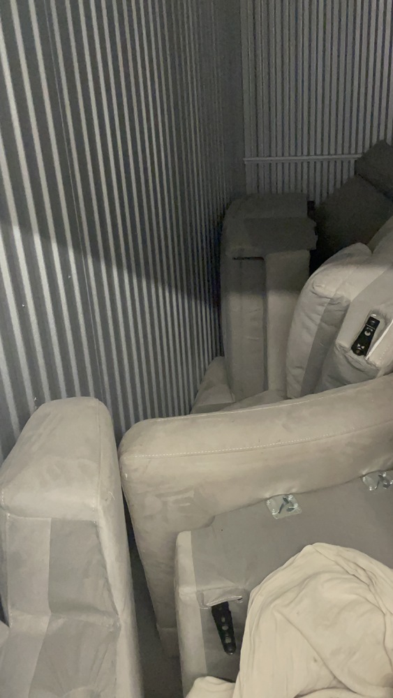 iBidOnStorage.co.uk - Access Self Storage Auction - 17141326997159