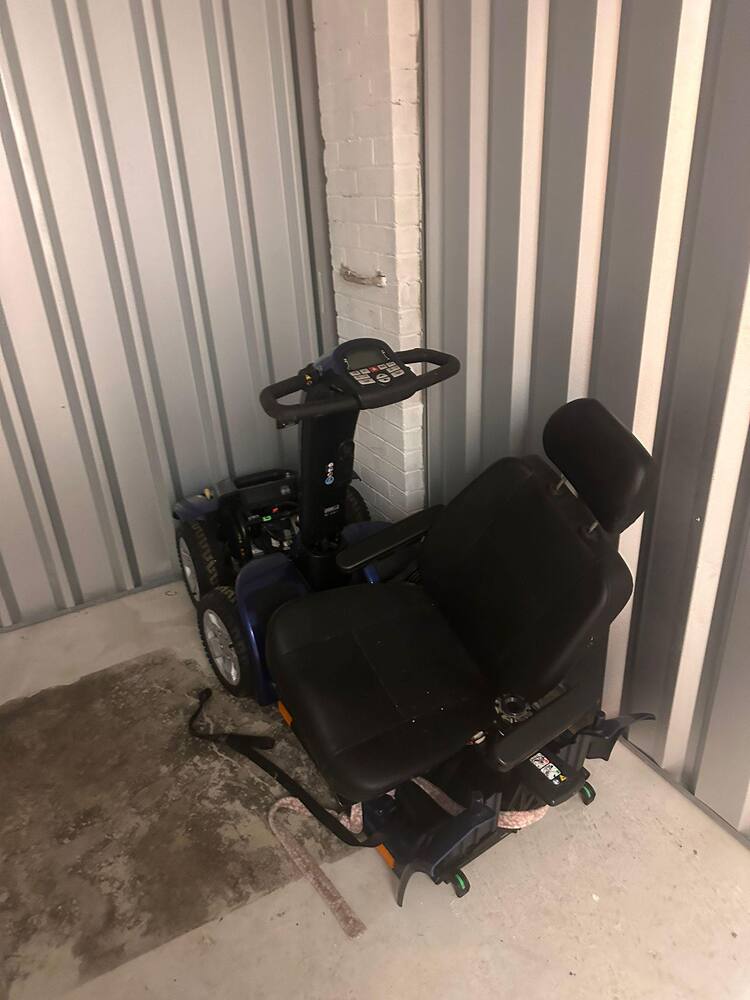 iBidOnStorage.co.uk - Ulok Self Storage Auction - 17155966052231