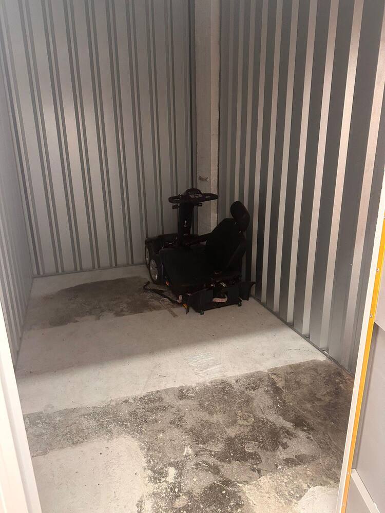 iBidOnStorage.co.uk - Ulok Self Storage Auction - 17155966052231